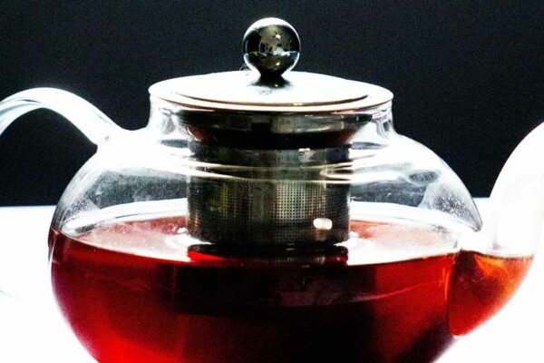 7 Best Teapots with Infusers for Perfect Tea (2023 Reviews)